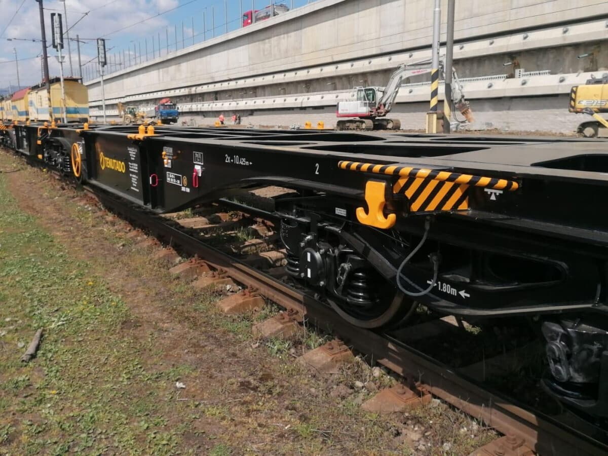 First wagons are heading to customers | News | NYMWAG EN